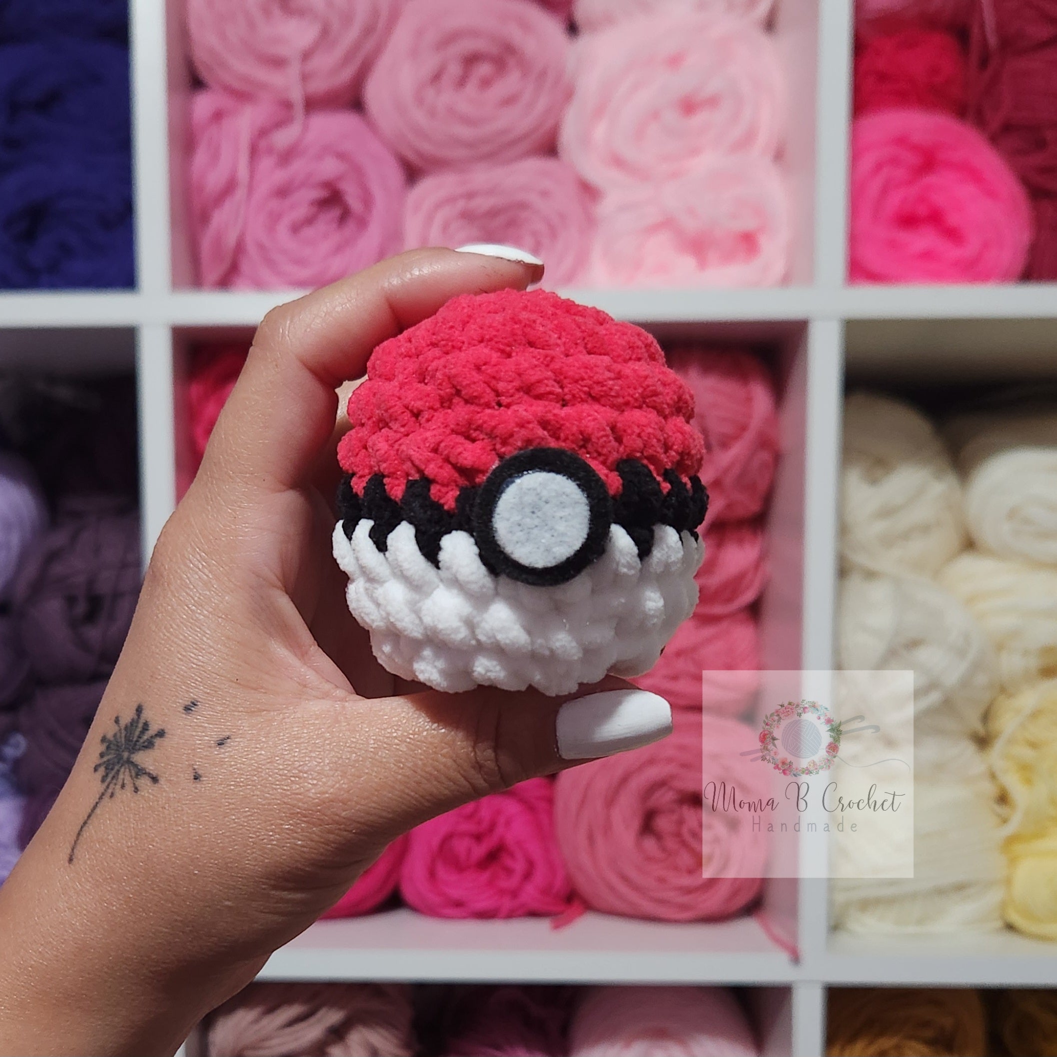 Pokeball (Mini) – Moma B Crochet